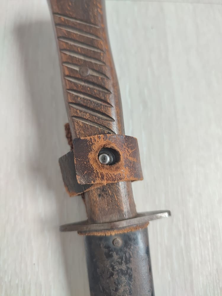 Cuchillo de combate alemán, Primera Guerra Mundial – Lieutenant Poilu