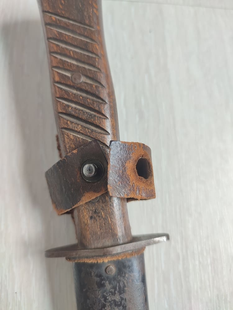 Cuchillo de combate alemán, Primera Guerra Mundial – Lieutenant Poilu