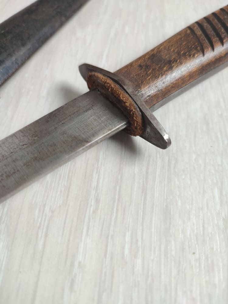Cuchillo de combate alemán, Primera Guerra Mundial – Lieutenant Poilu