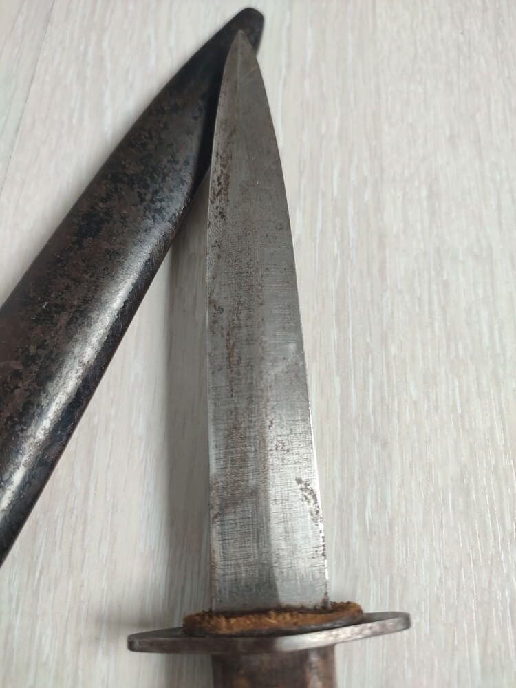 Cuchillo de combate alemán, Primera Guerra Mundial – Lieutenant Poilu